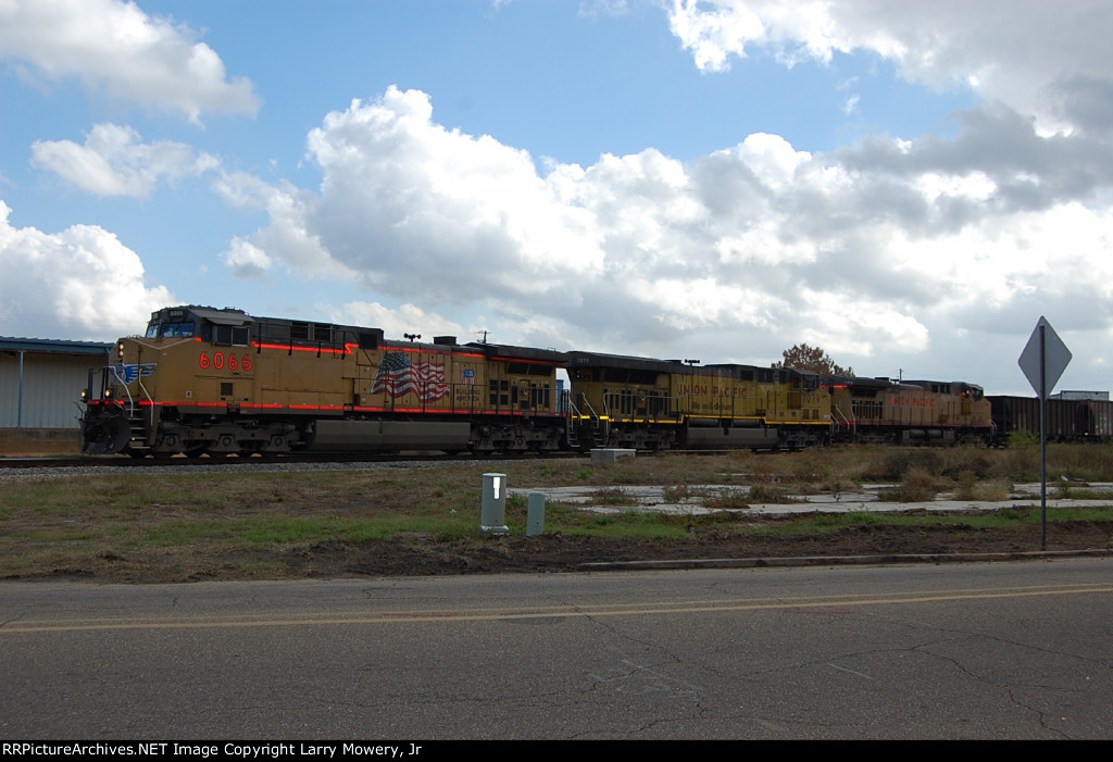 UP 6066 UP 7079 UP 7166